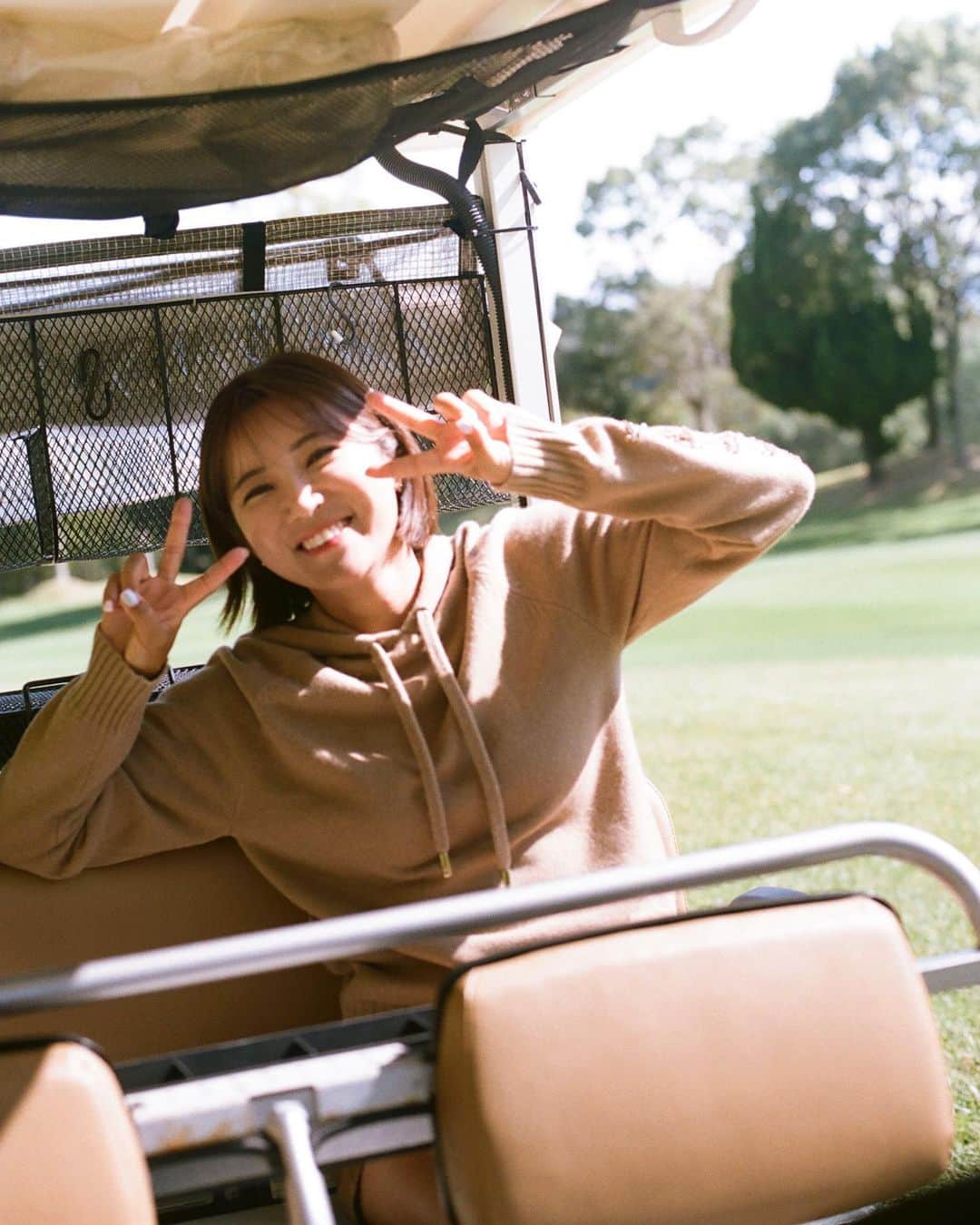 イ・ボミさんのインスタグラム写真 - (イ・ボミInstagram)「- ナンバー雑誌をたくさん見てください🧸💓 @number_edit ...