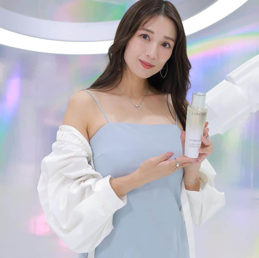 広瀬未花さんのインスタグラム写真 - (広瀬未花Instagram)「@lancomeofficial 今夜は、ランコムの新作発表会に行ってきました ランコムの大人気化粧水〝クラリフィック〟が ...
