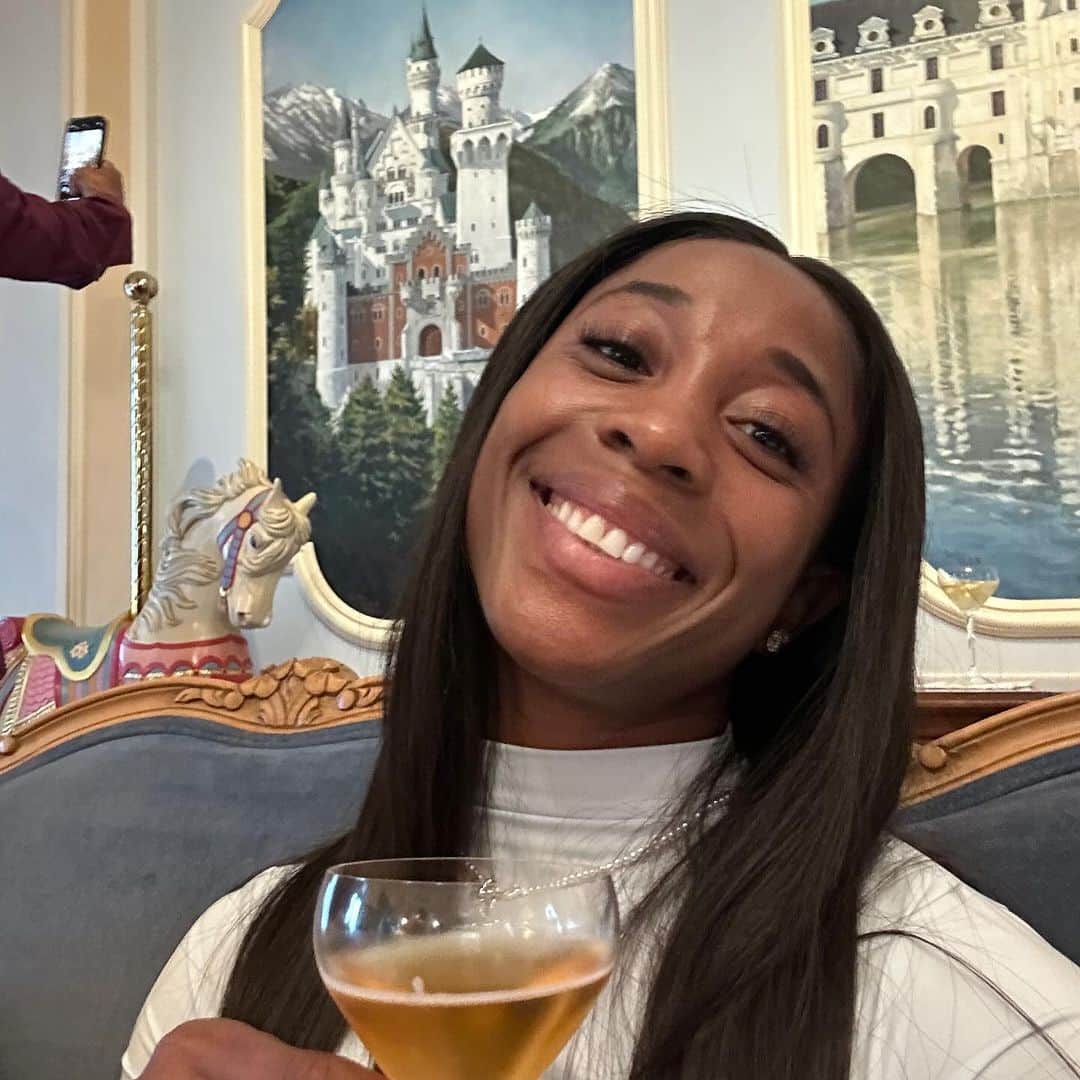 シェリー＝アン・フレーザー＝プライスさんのインスタグラム写真 - (シェリー＝アン・フレーザー＝プライスInstagram)「Reunited ...