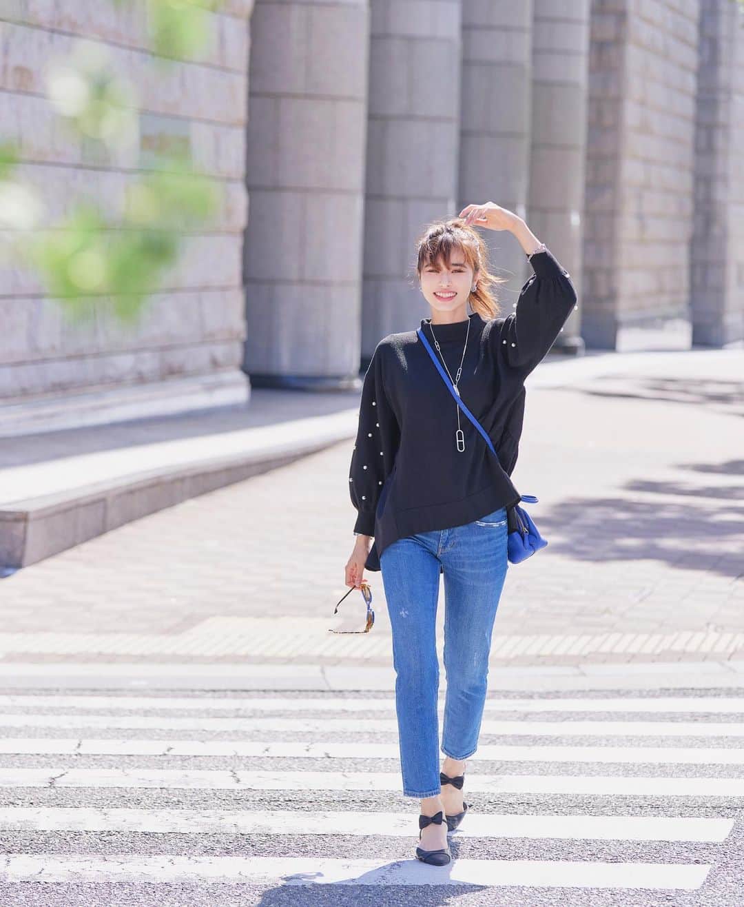 Chestyさんのインスタグラム写真 - (ChestyInstagram)「[ New Item ] 前後で異なる印象を与えてくれる、着やすさが魅力のニットトップス。 マシュマロのような ...