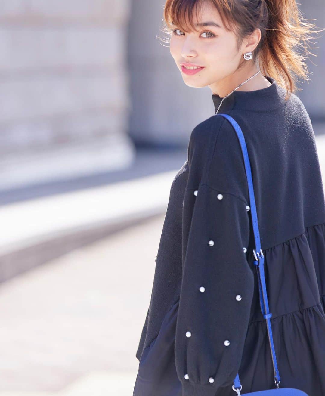 Chestyさんのインスタグラム写真 - (ChestyInstagram)「[ New Item ] 前後で異なる印象を与えてくれる、着やすさが魅力のニットトップス。 マシュマロのような ...