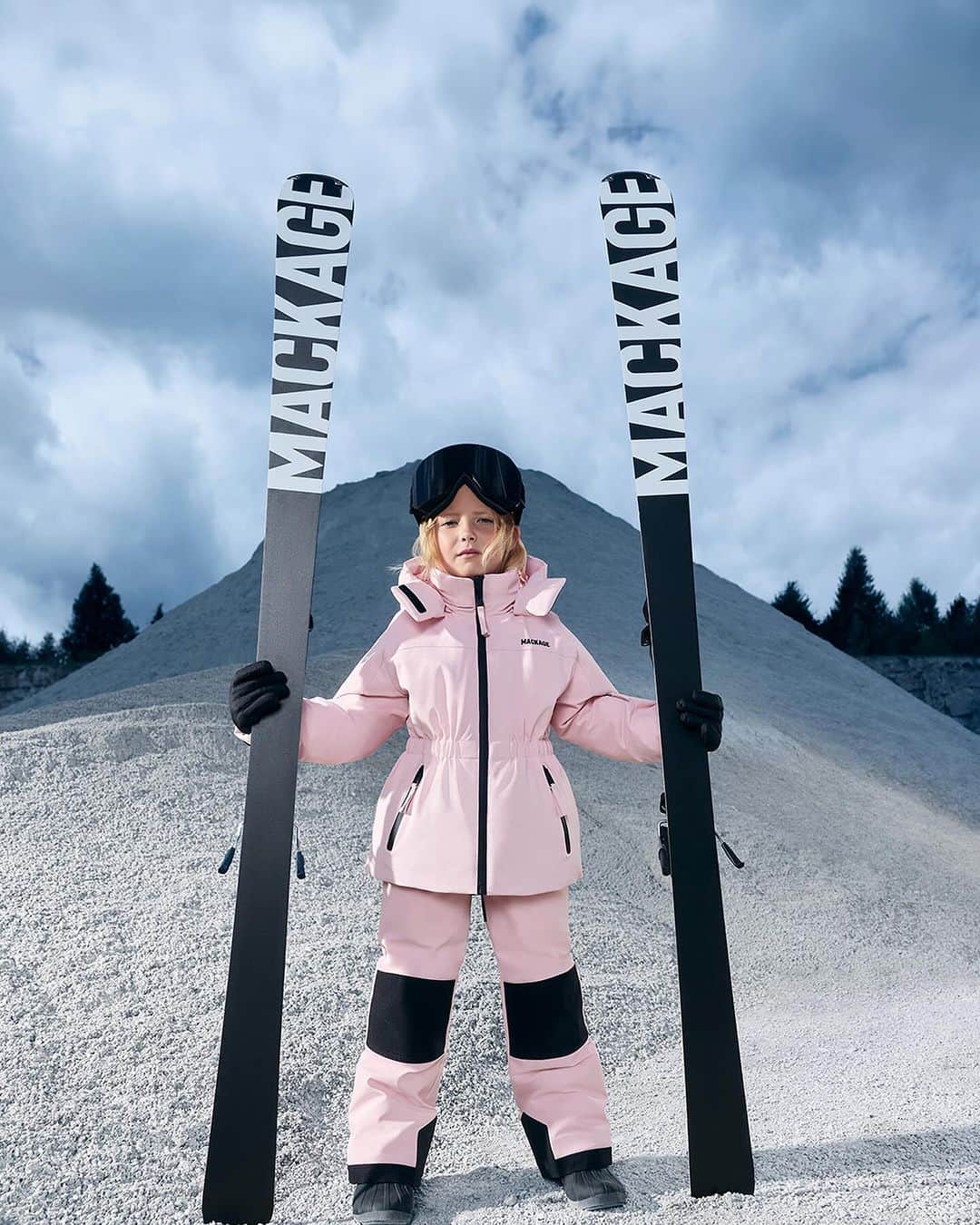 マッカージュさんのインスタグラム写真 - (マッカージュInstagram)「MACKAGE KIDS SKI Lightweight ski ...