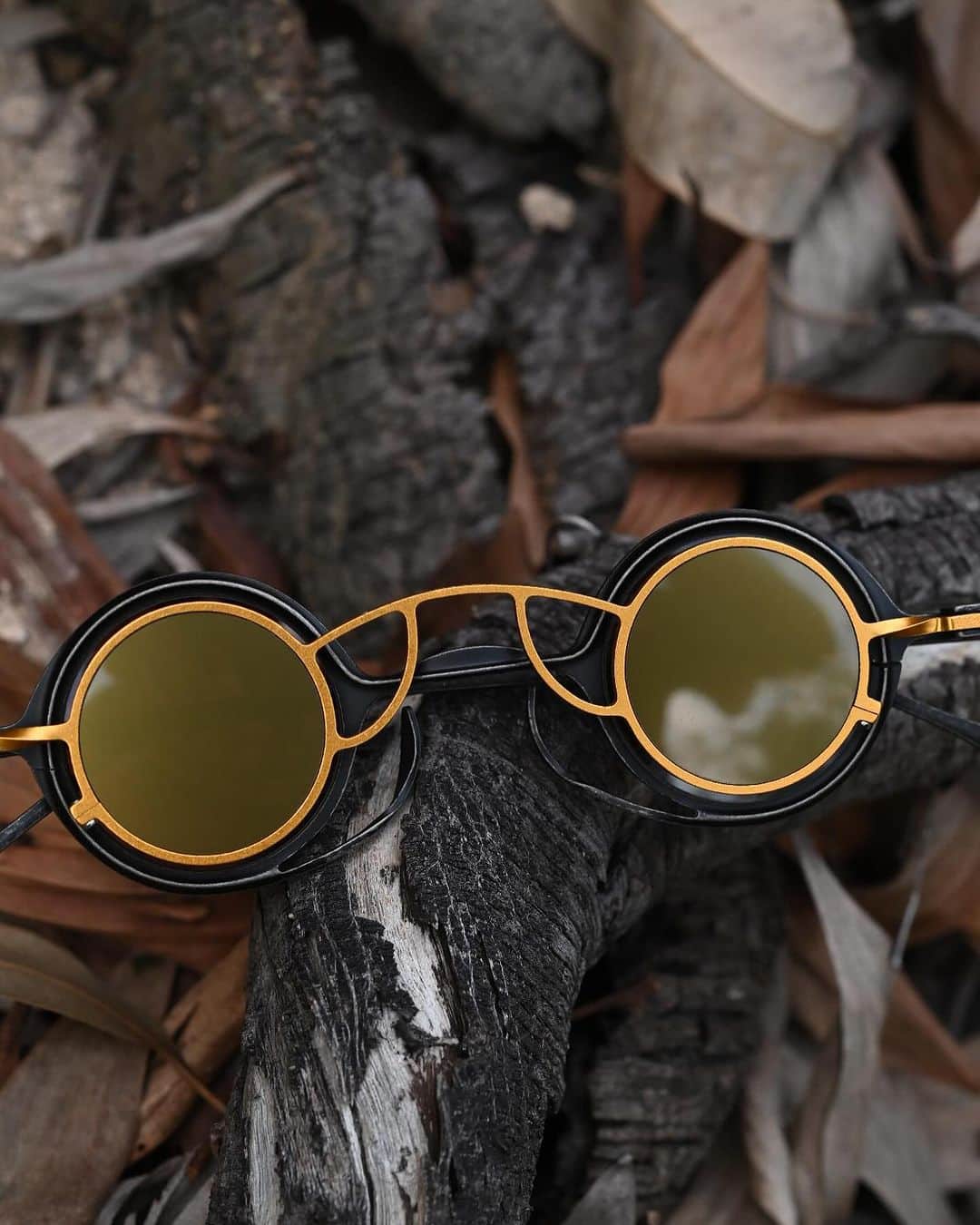 リガーズさんのインスタグラム写真 - (リガーズInstagram)「Last year, we sold out on our @rigards collaboration glasses ...